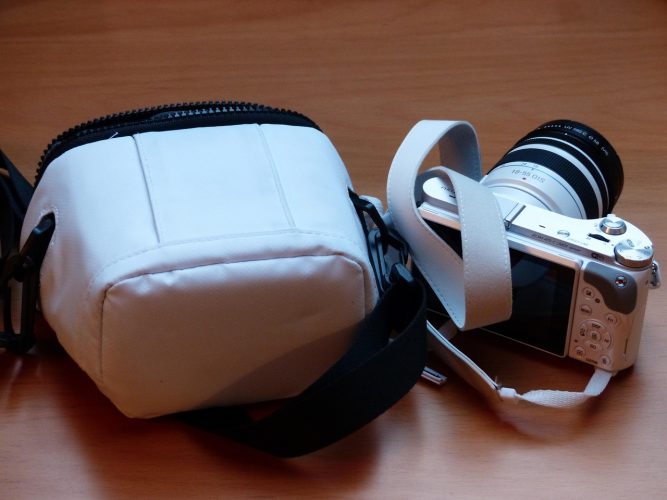 Camera Bag | Glopedia